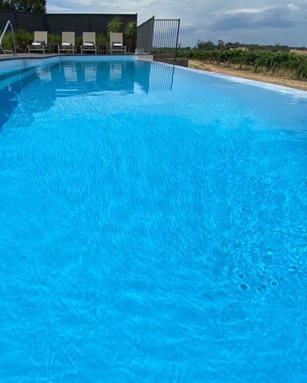 LUXAPOOL® Pool Paint Pool in South Australia painted with LUXAPOOL ...